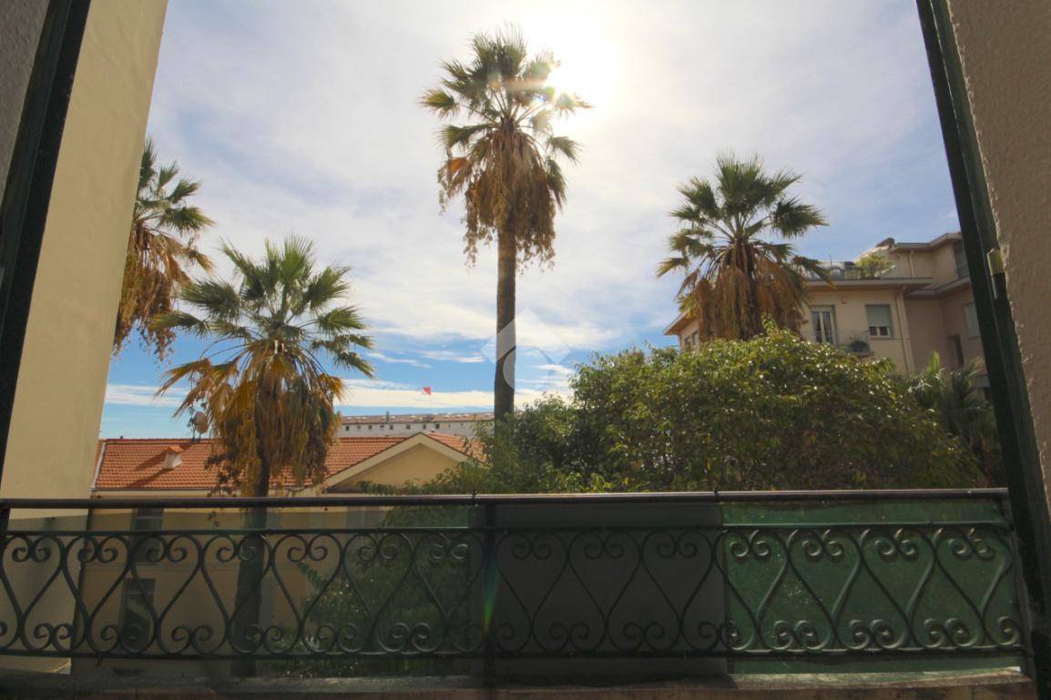 Trilocale via Luigi Nuvoloni 105, Corso degli Inglesi, Sanremo