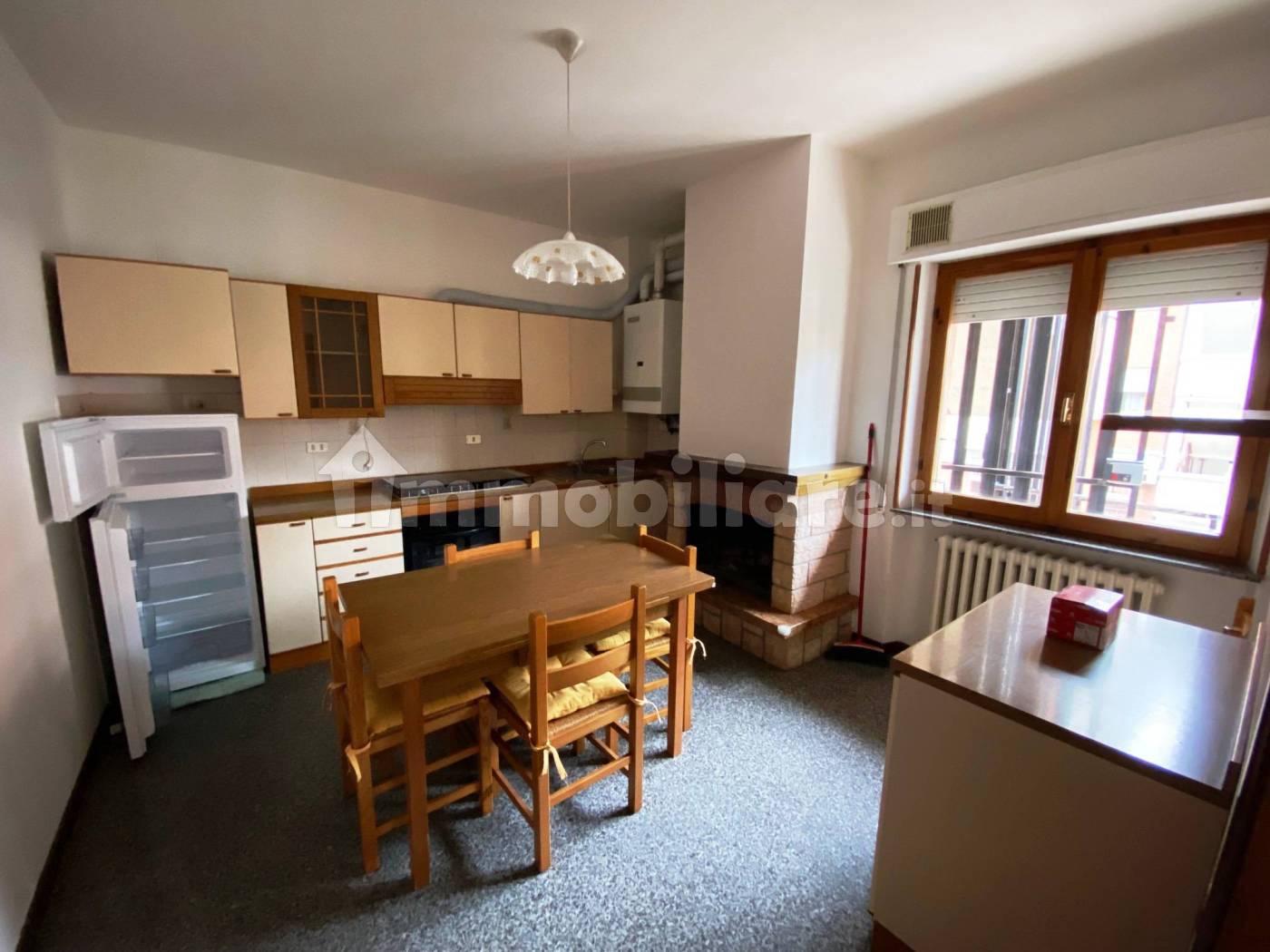 Appartamento primo piano, Centro, San Severino Marche