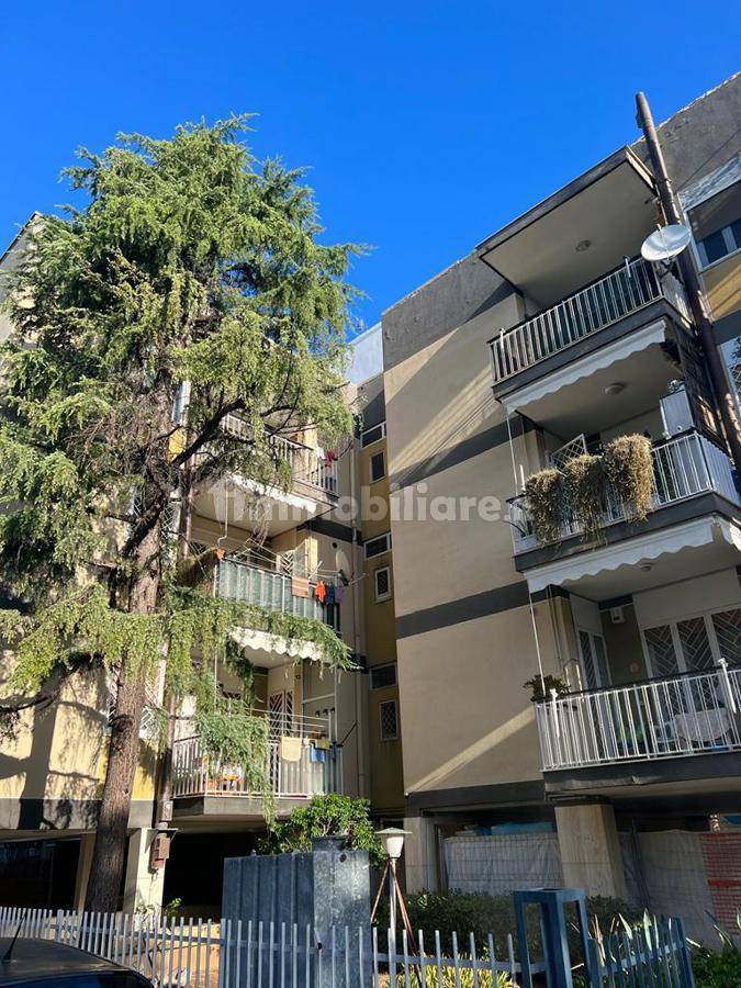 Quadrilocale buono stato, terzo piano, Santo Spirito, Bari