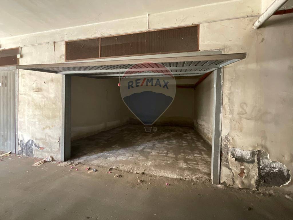 Garage - Box in Vendita