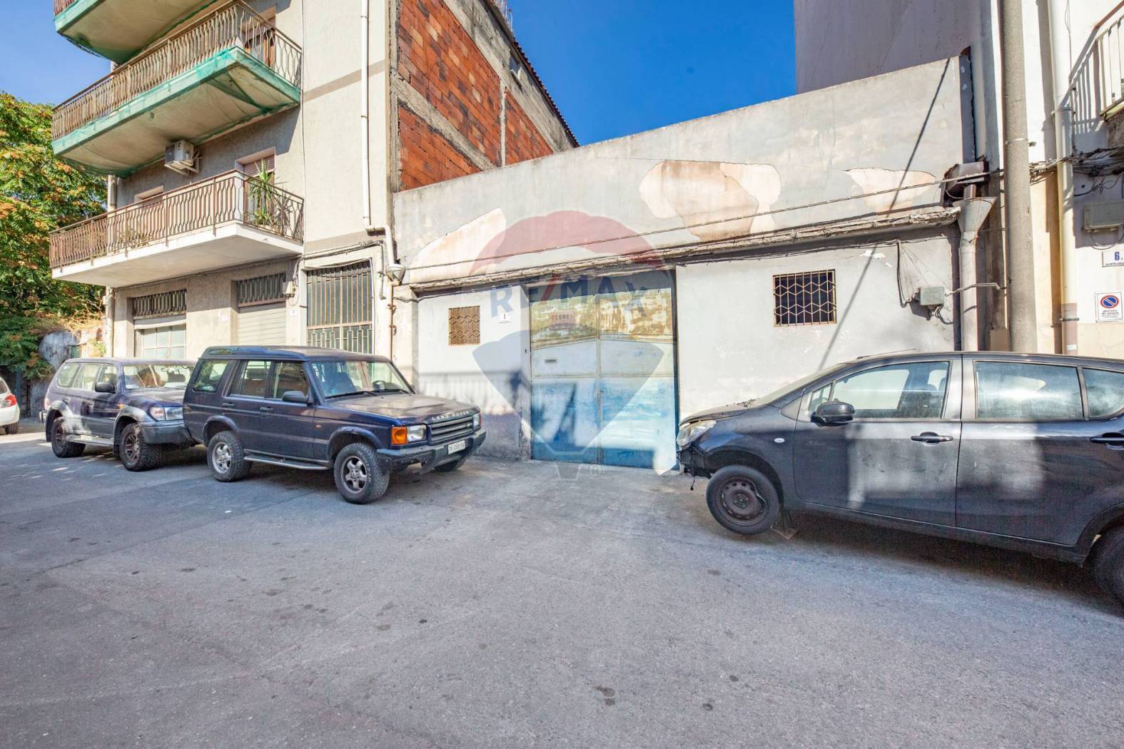 Locale commerciale in Vendita