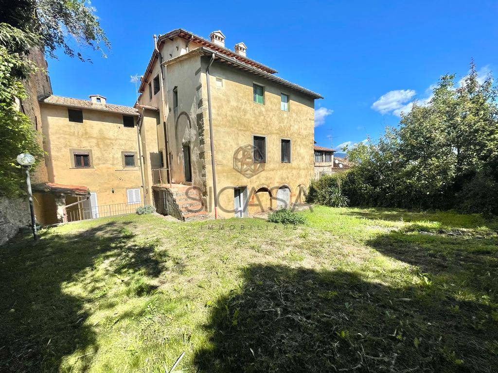 Appartamento da ristrutturare, primo piano, Centro, Anghiari
