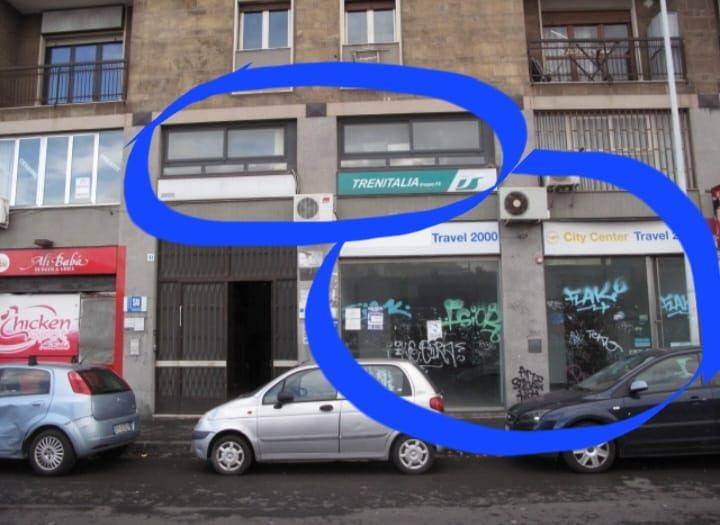 Locale commerciale in Vendita