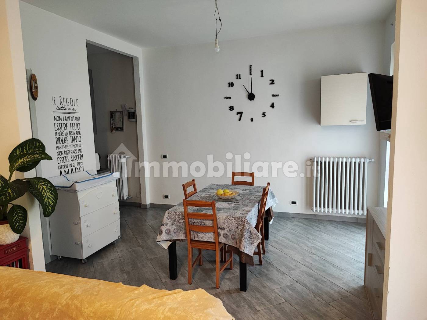 Bilocale via Giuseppe Garibaldi, Centro, Linarolo