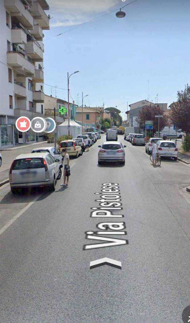 Locale commerciale in Vendita