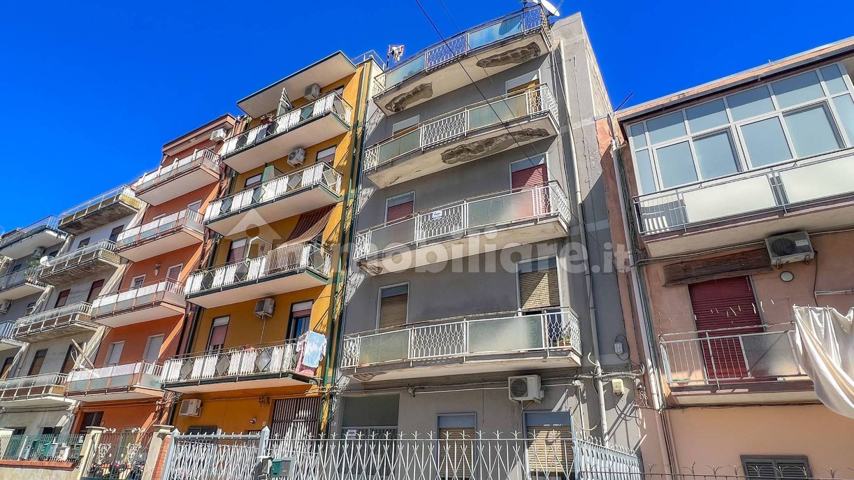 Quadrilocale Strada San Giorgio 40/50, San Giorgio, Catania