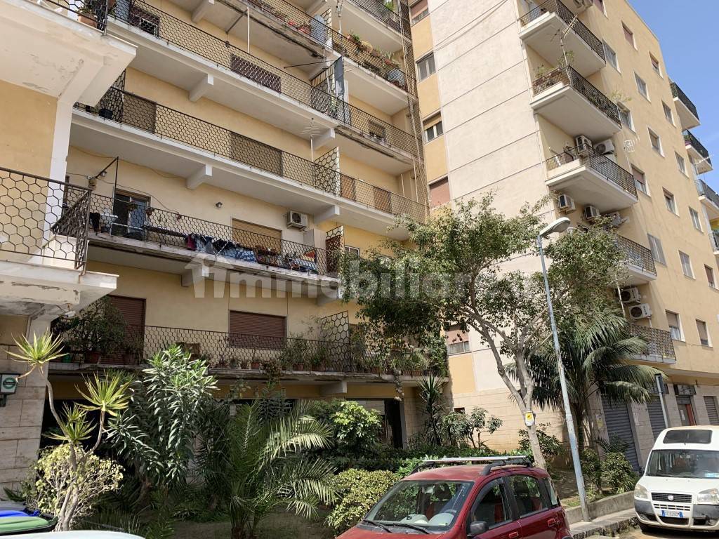 Quadrilocale via Noviziato Casazza 56, Viale Italia - Montepiselli, Messina