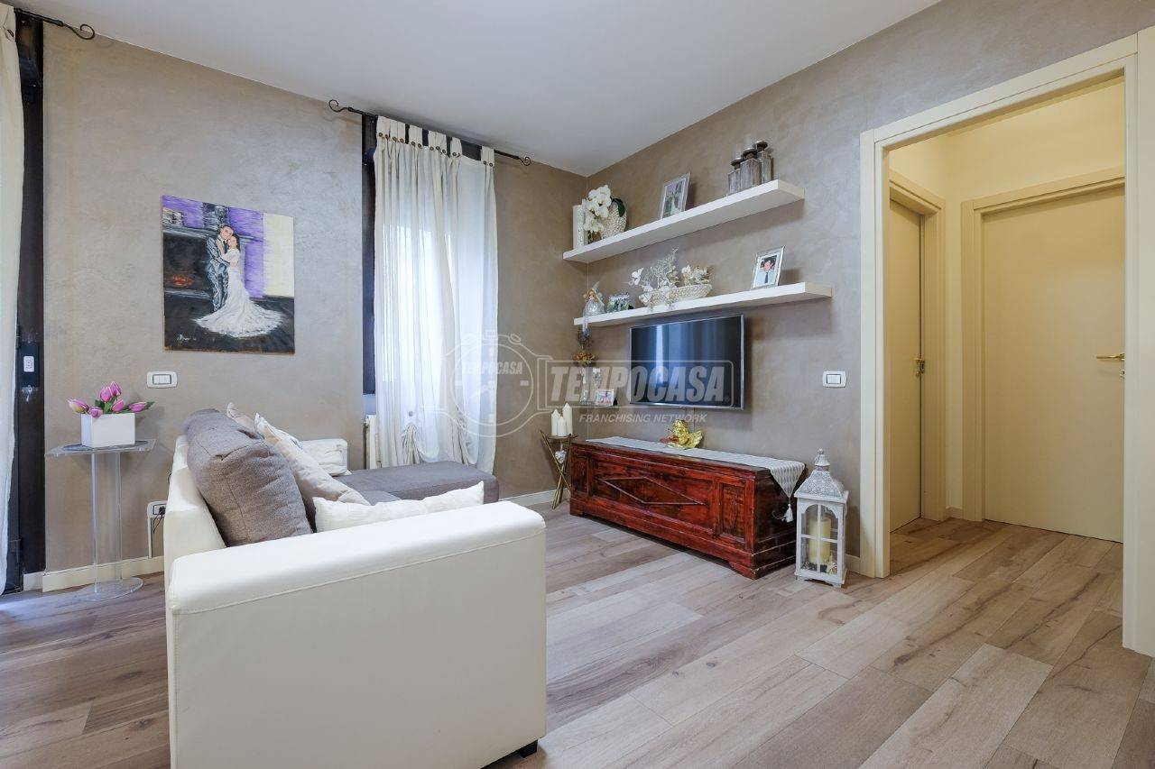 Bilocale via della Clementina 5, Celadina, Bergamo