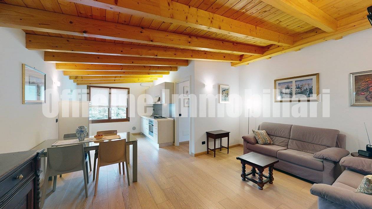 Trilocale via Lazzaro Palazzi, Montello, Varese