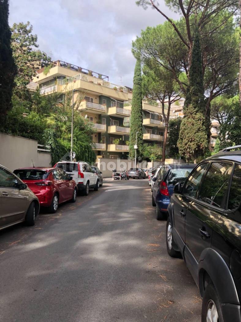 Posto auto - moto in Vendita