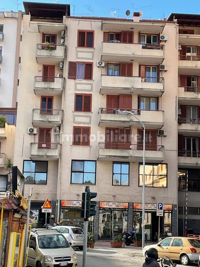 Appartamento viale Regina Margherita 97, Regina Margherita - Torrente Trapani, Messina