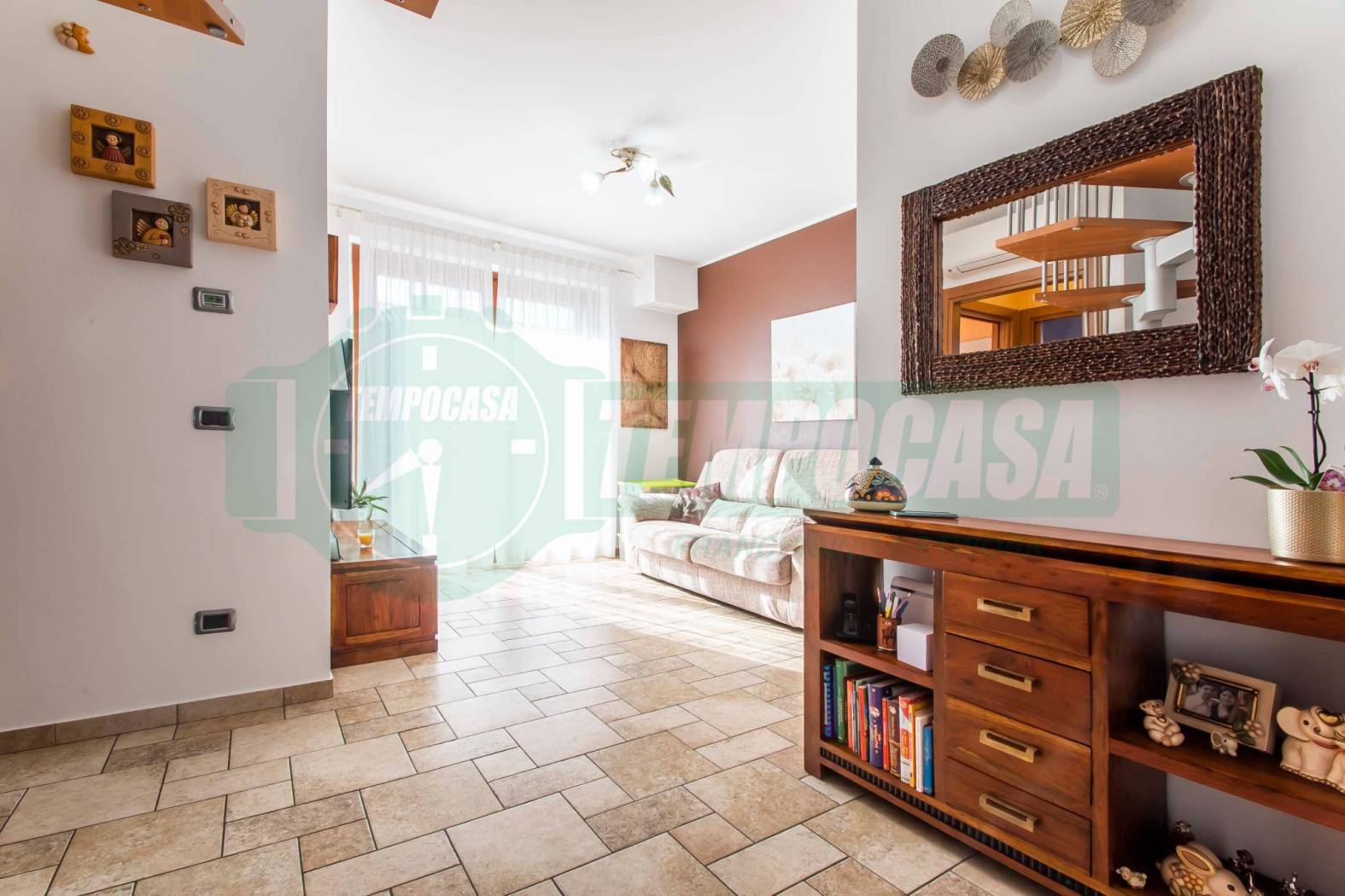 Trilocale via Michelangelo Buonarroti, Centro, Marnate