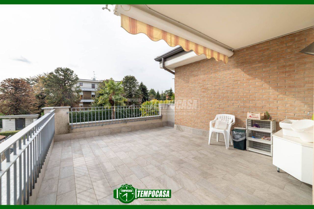 Trilocale via Vimercate 6, Centro, Ornago