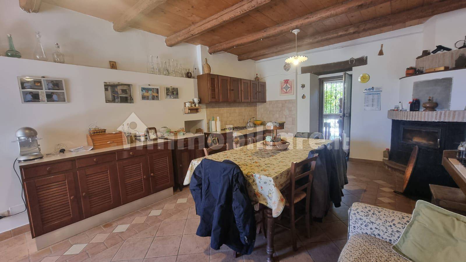 Quadrilocale frazione Polesio, Ascoli Piceno