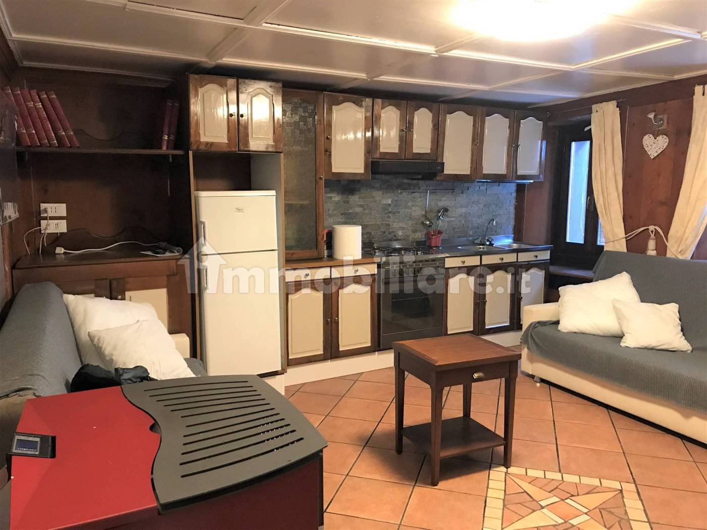 Bilocale via Pietra 76, Centro, Campodolcino