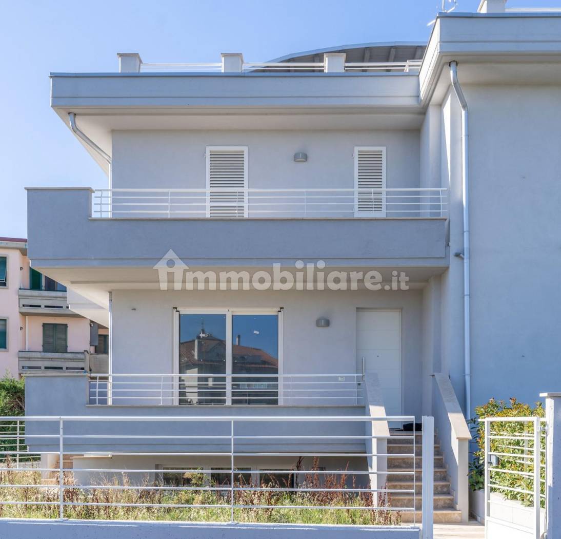 Terratetto unifamiliare via Piemonte, 50053, Pontorme - Cortenuova, Empoli