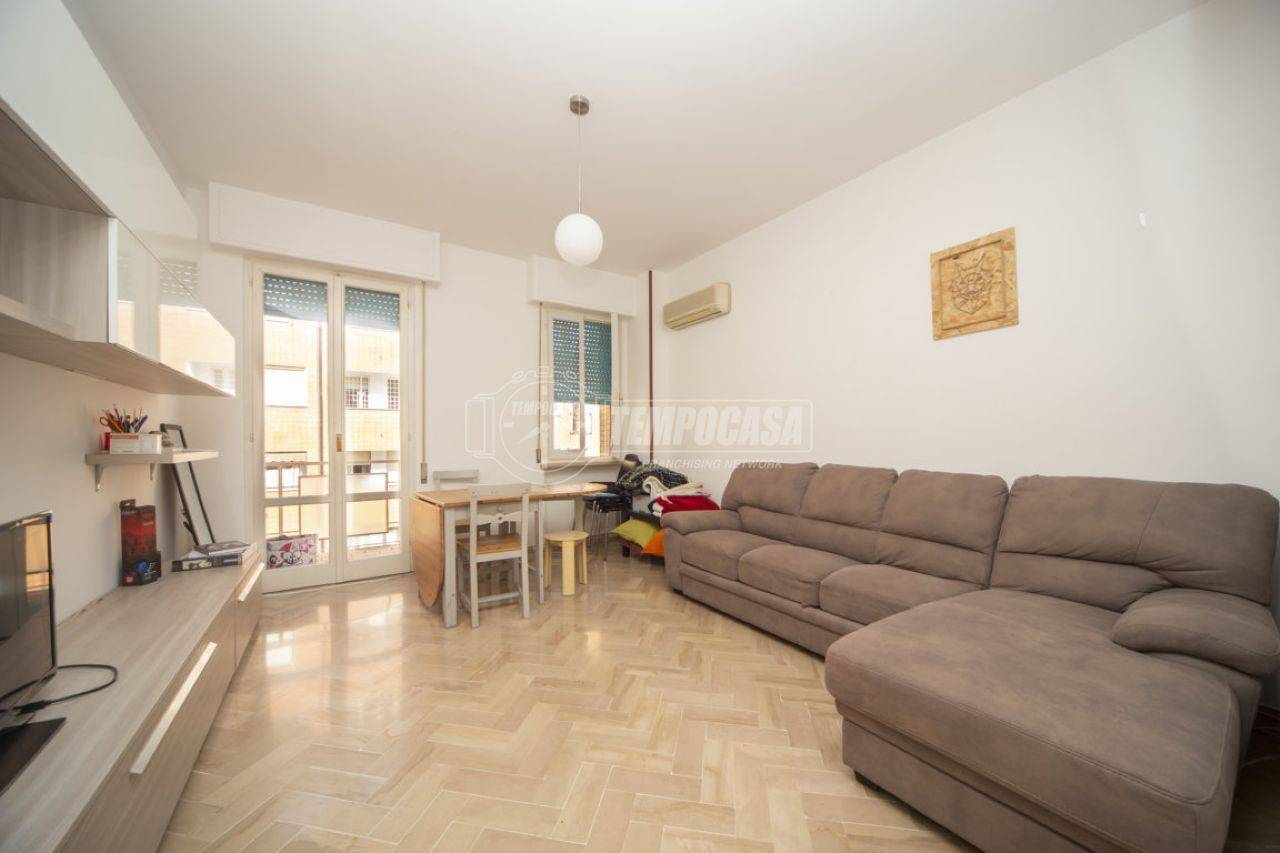 Trilocale via Torquato Tasso 3, Semicentro - Stazione, Perugia