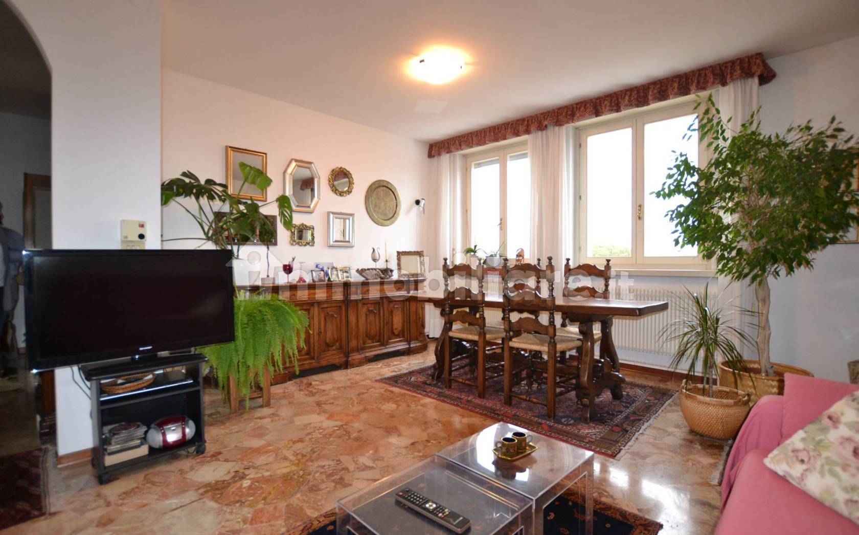 Appartamento piazzale 20 Settembre 24, Centro Storico, Pordenone