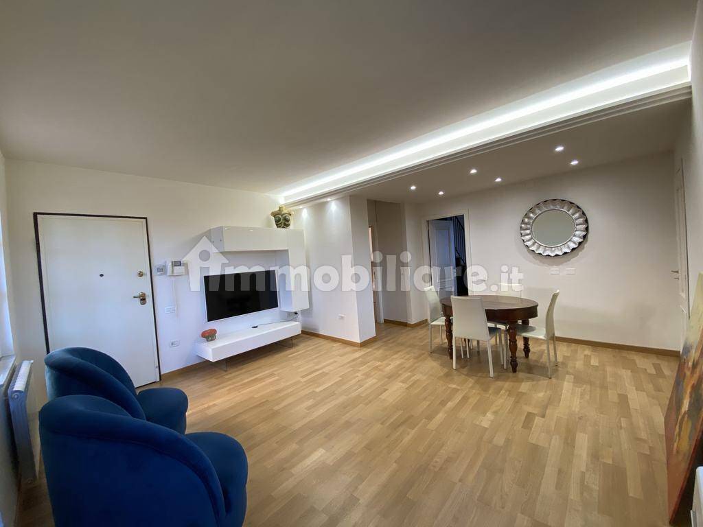 Appartamento via del Fosso, 55100, Piazza Anfiteatro - Torre Guinigi, Lucca