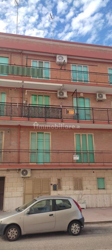 Quadrilocale via Regina Maria Amalia 8, Centro, Margherita di Savoia