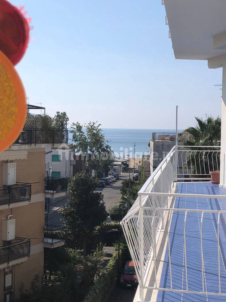Trilocale via Asti 9, Gaeta