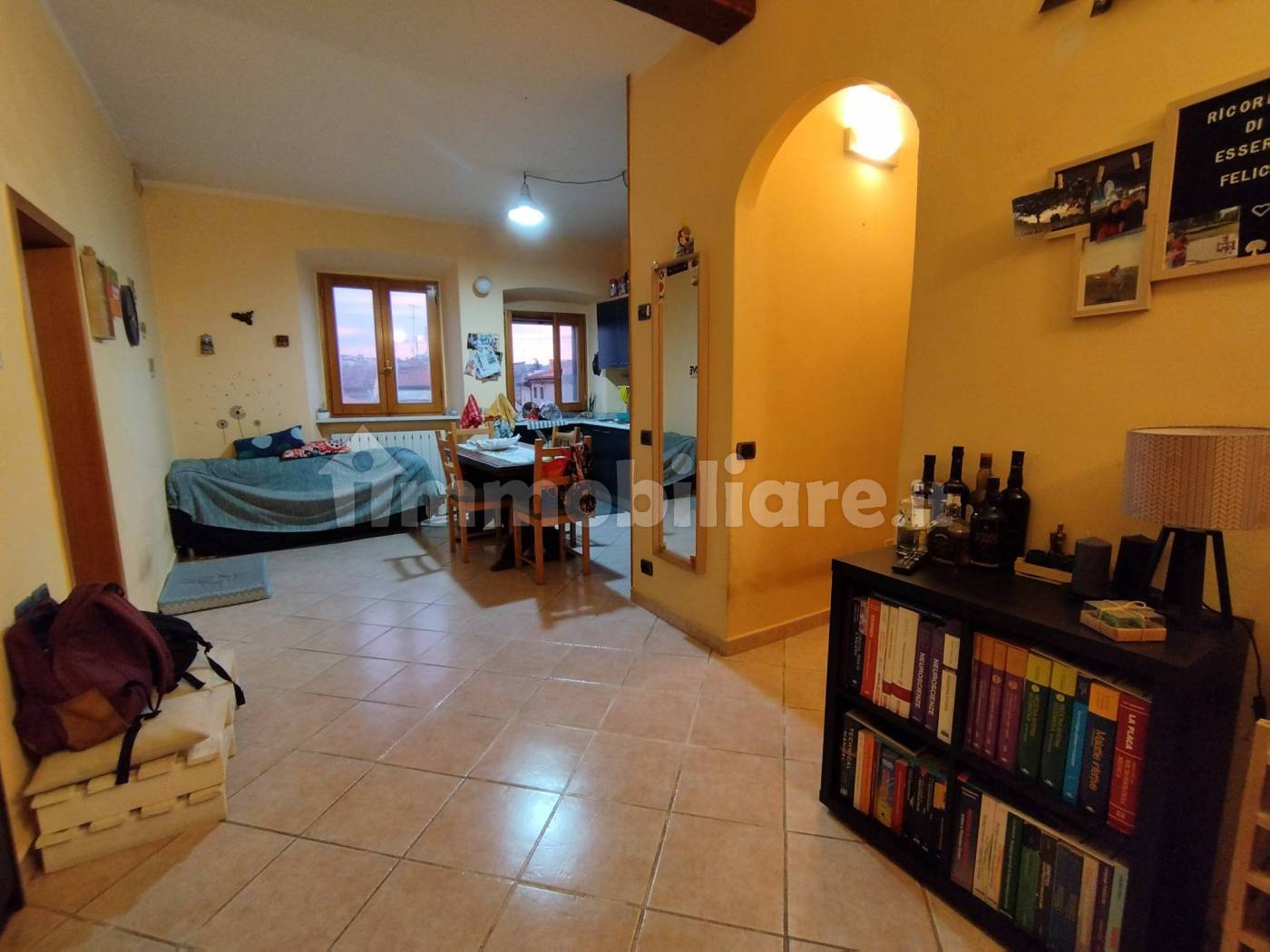 Trilocale via della Madonna 1, Piazza della Sala, Pistoia