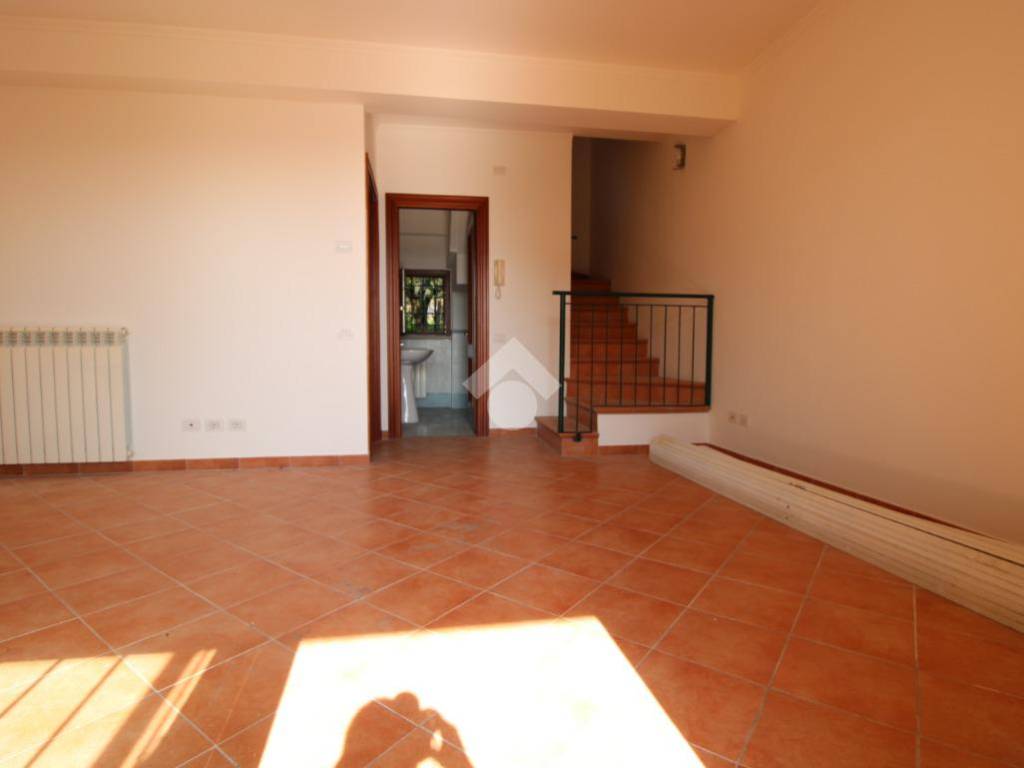 Vendita Villa a schiera in via del Mattone Forano. Buono stato, posto ...