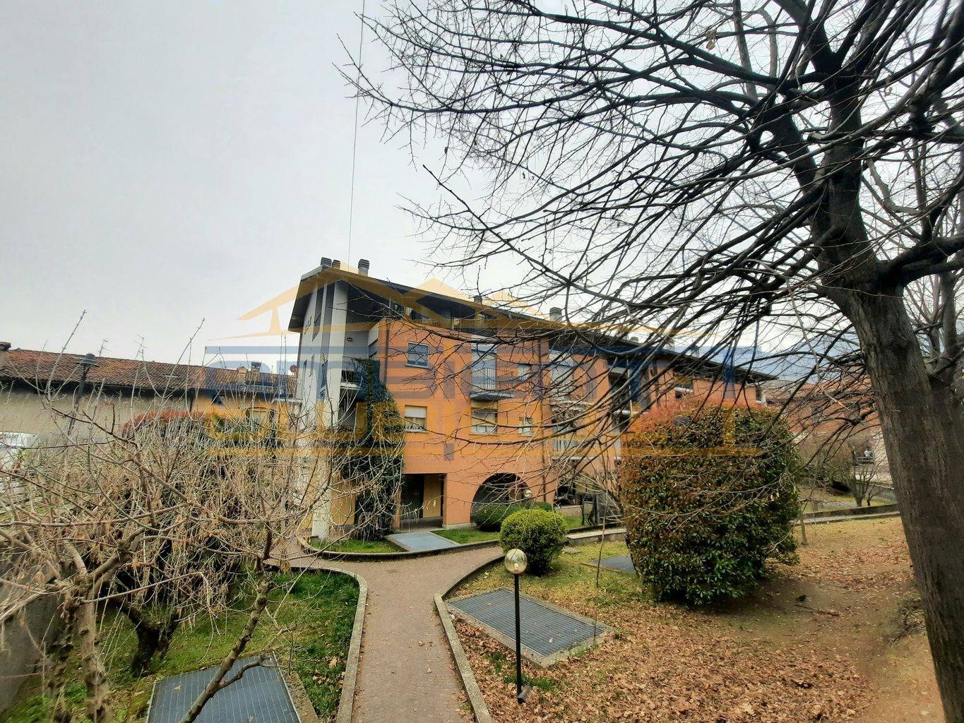 Quadrilocale via Professor Mario Redaelli 21/b, Olginate