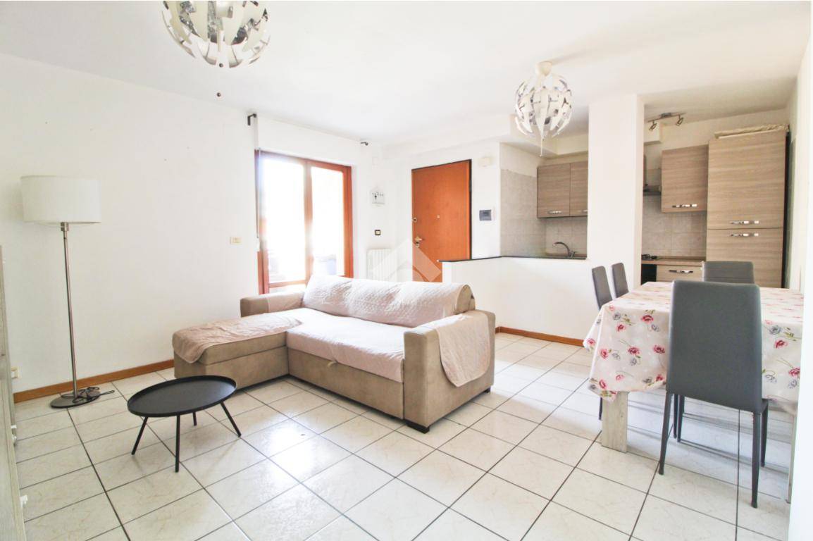 Bilocale via Galileo Galilei 80, Grottammare