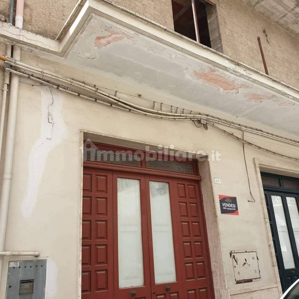 Palazzo - Edificio in Vendita