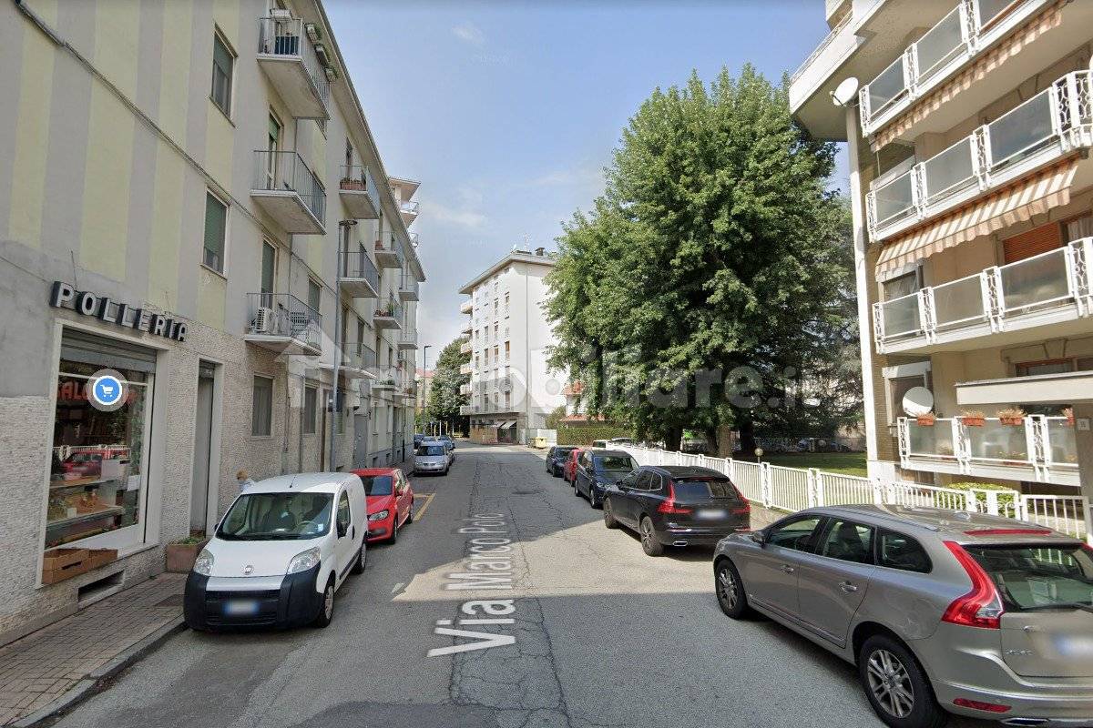 Trilocale via Marco Polo 9, Semicentro, Vercelli