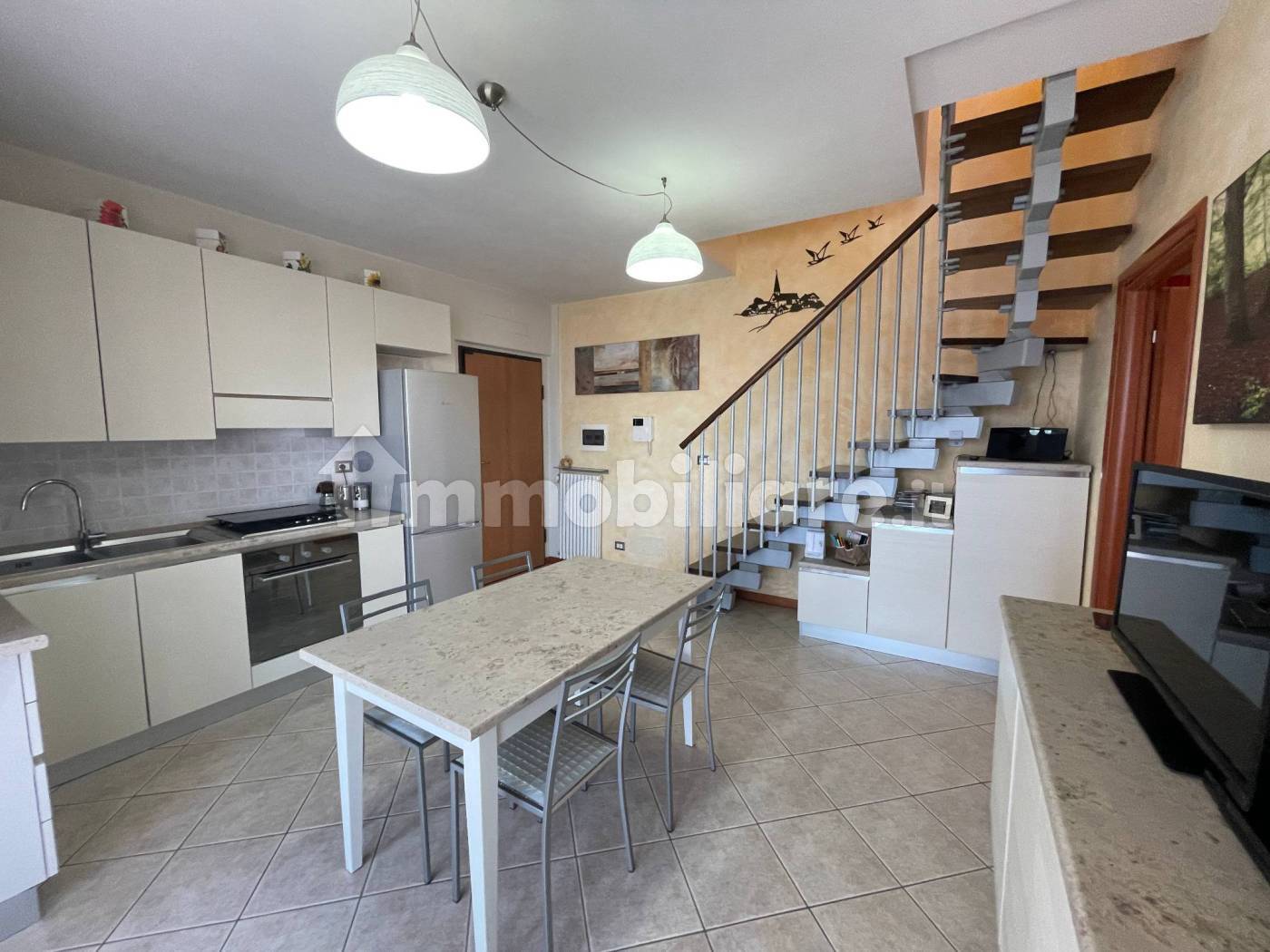 Appartamento ottimo stato, terzo piano, Corso Savona - Trincere, Asti