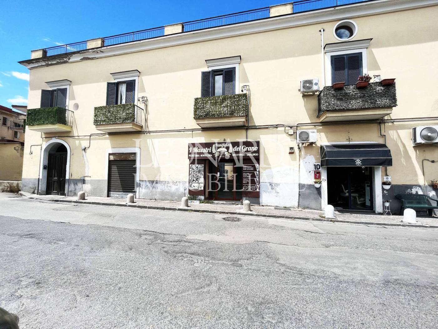 Locale commerciale in Vendita