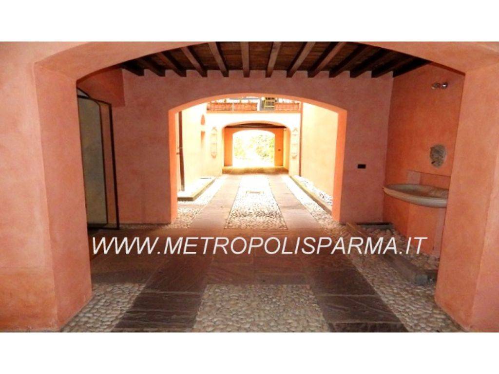 Appartamento ottimo stato, terzo piano, Centro Storico, Parma