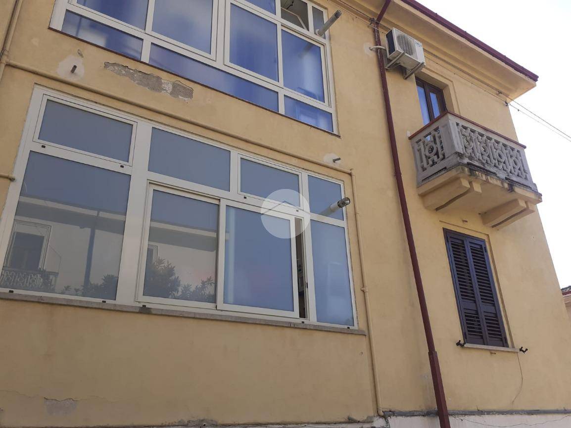 Bilocale via francesco acri 10, Centro, Cosenza