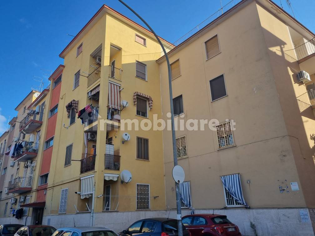 Trilocale via del Salice 3, Salice Vecchio, Foggia