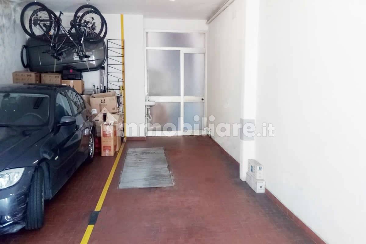 Posto auto - moto in Vendita