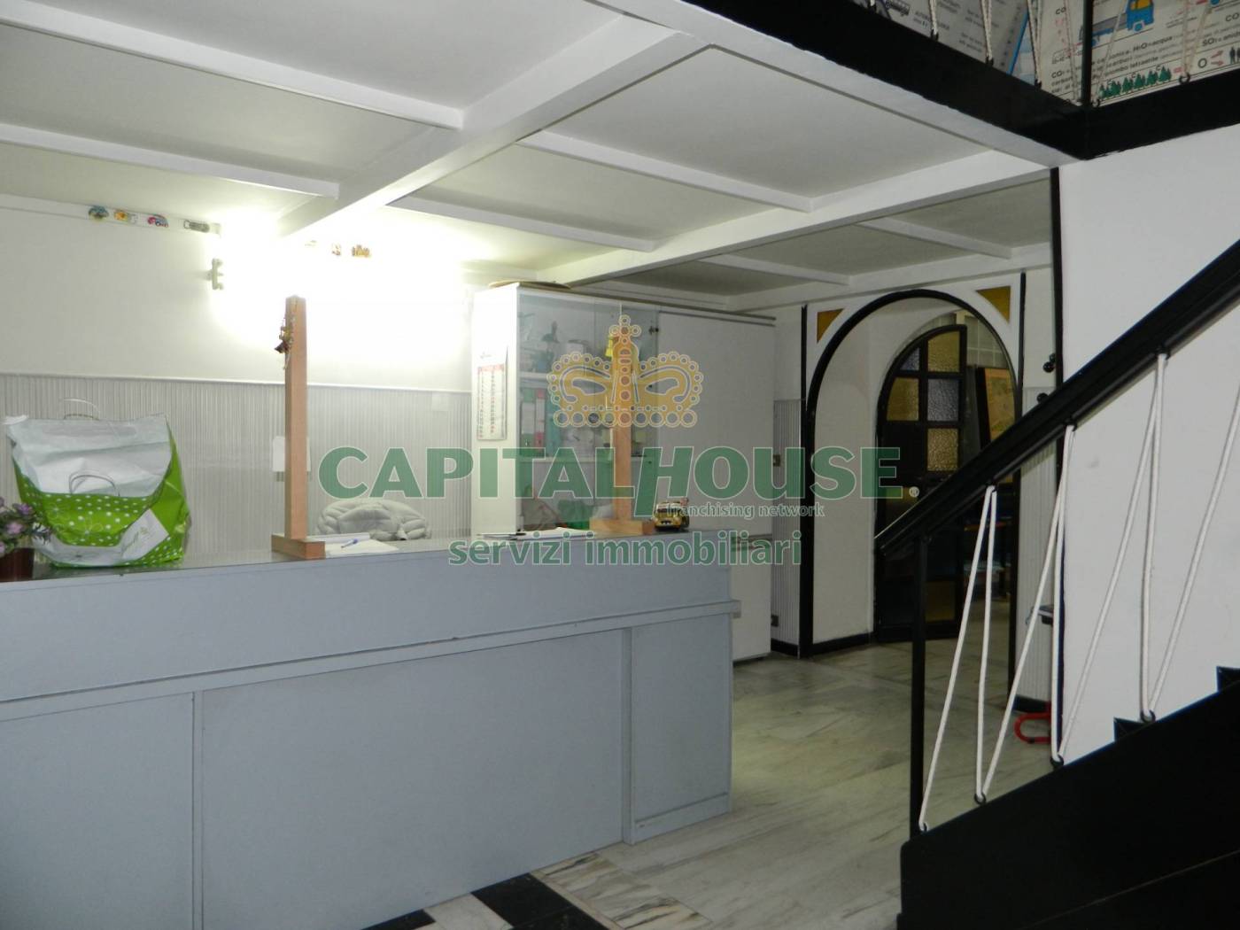 Locale commerciale in Vendita