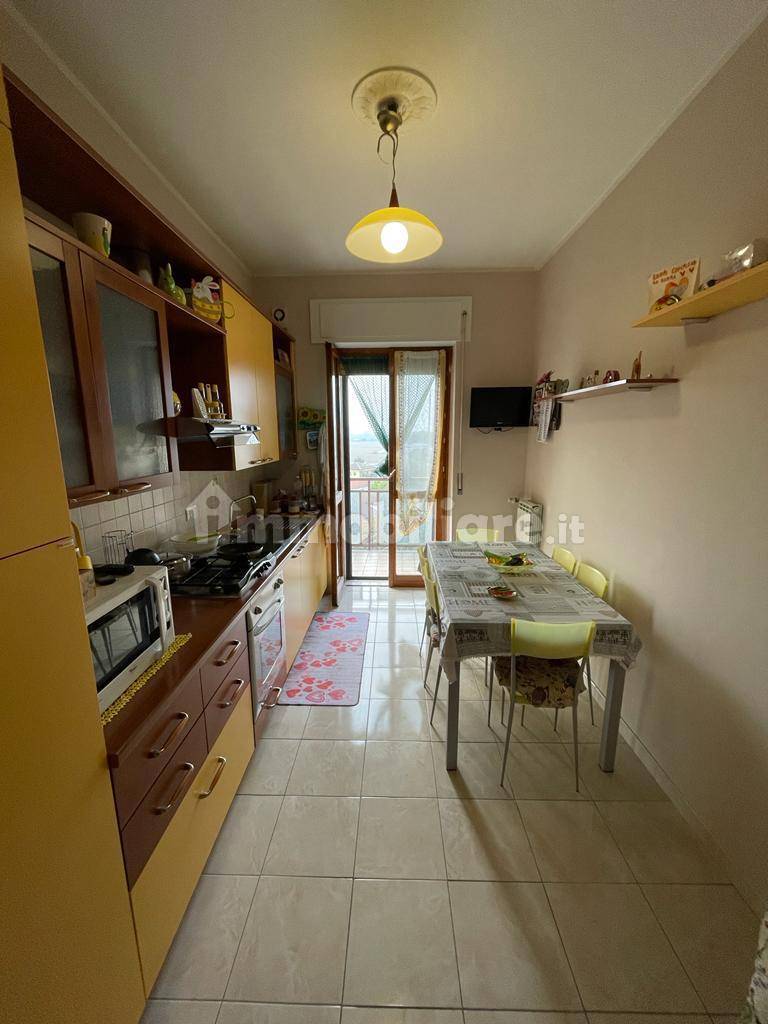 Quadrilocale via bensi 66, Cristo, Alessandria