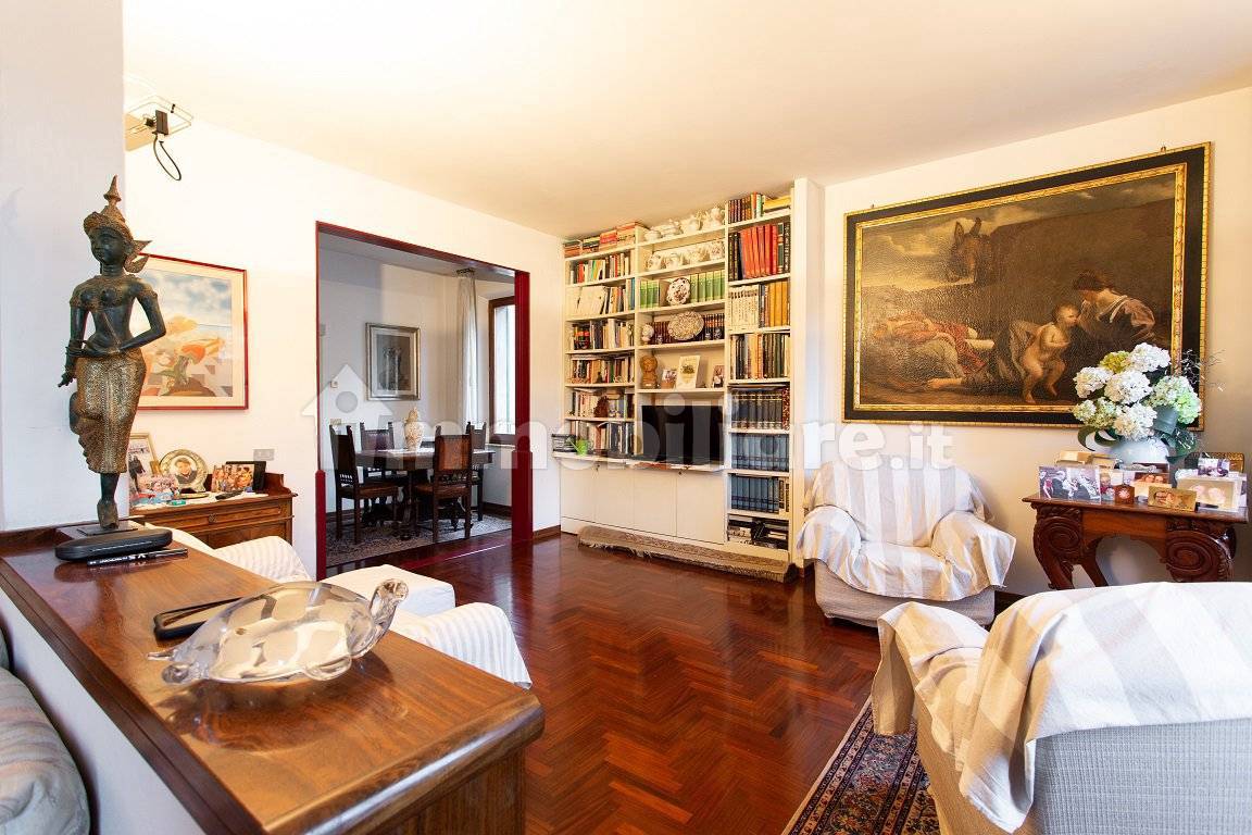 Appartamento via Camollia, Lizza - Camollia, Siena