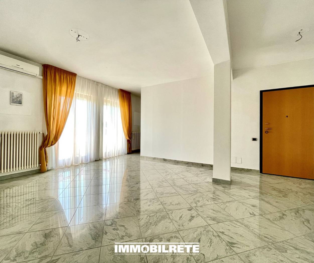 Quadrilocale via Gianlorenzo Cardone, Centro, Matera