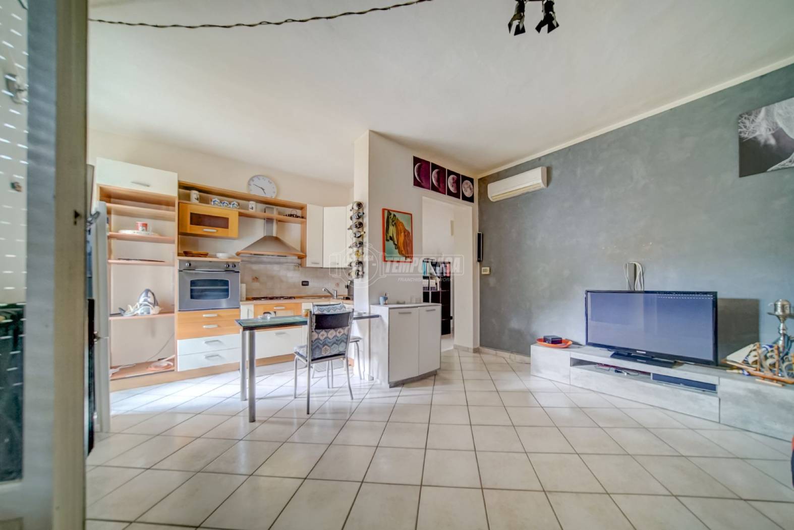 Bilocale via Cesare Battisti 13, Casorate Sempione