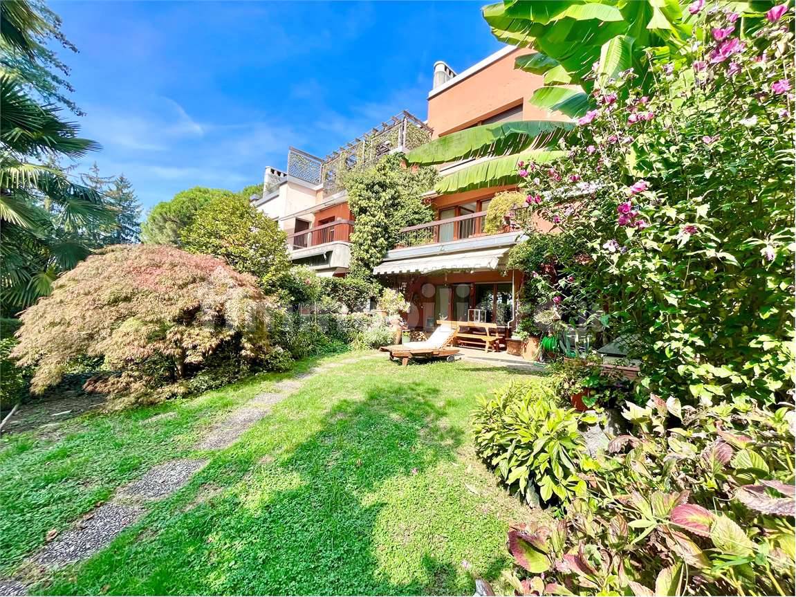 Appartamento via Mazzini, Barzanò