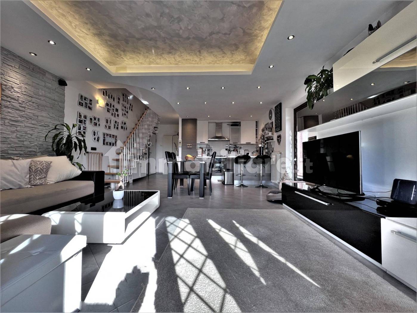 Bilocale via Rodengo, Infernetto, Roma