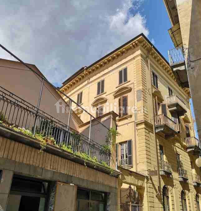 Quadrilocale via Guglielmo Marconi 5, Centro Storico, Biella