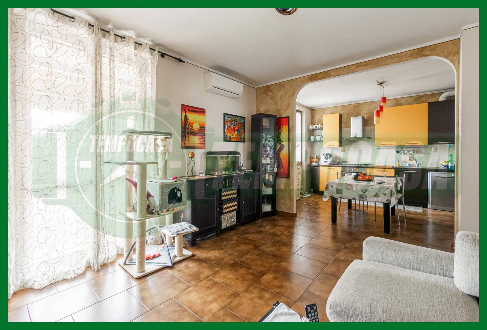 Trilocale via San Taddeo, Centro, Lonate Pozzolo