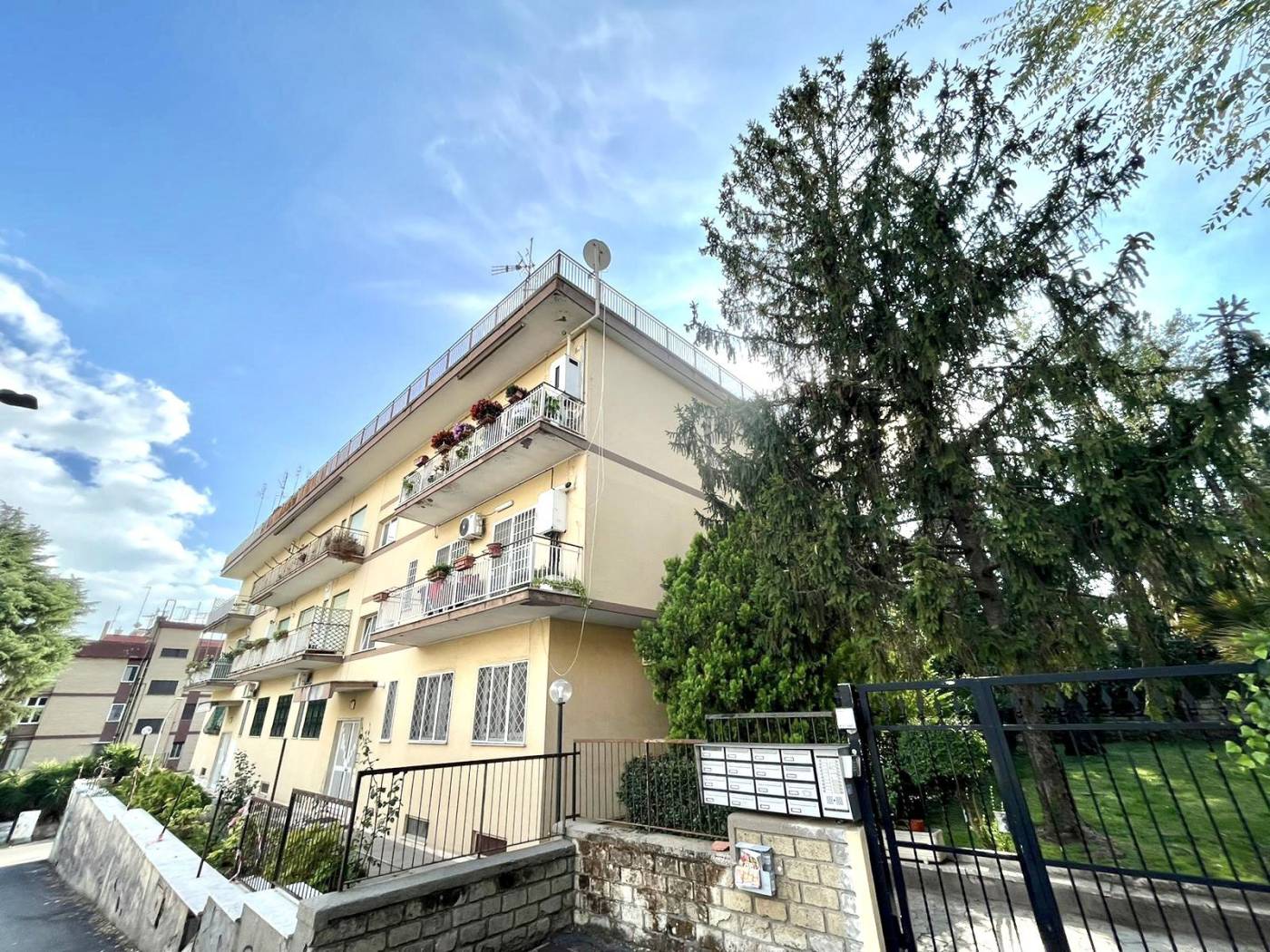 Bilocale via Fratelli Reiss Romoli, Cecchignola - Giuliano Dalmata, Roma