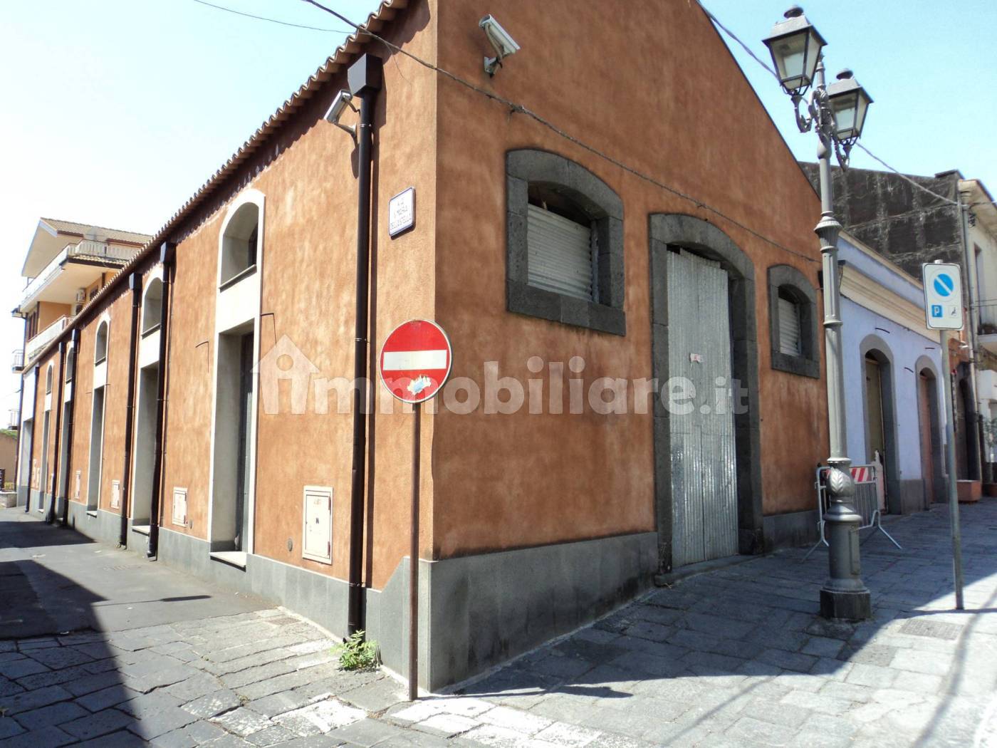 Terratetto plurifamiliare corso Ara di Giove, Centro, Pedara