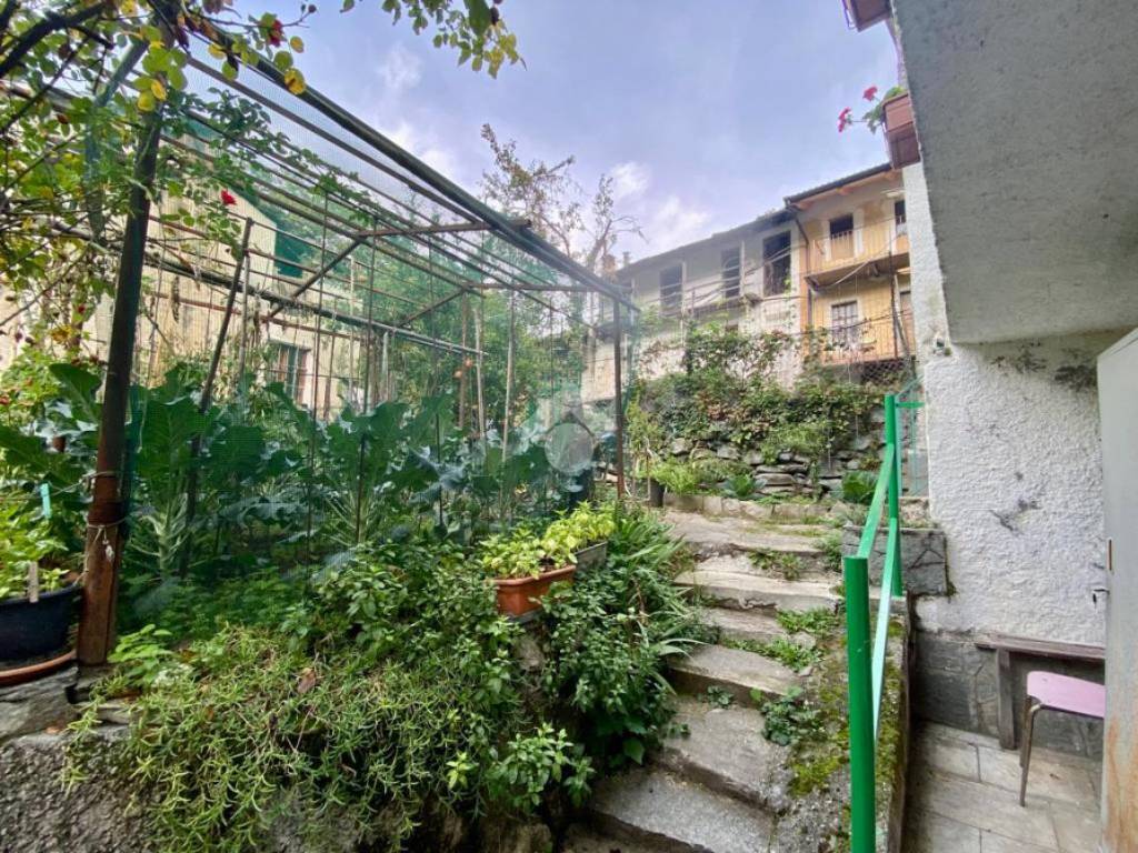 Vendita Terratetto plurifamiliare in Borgata castellaro 8 Villar ...