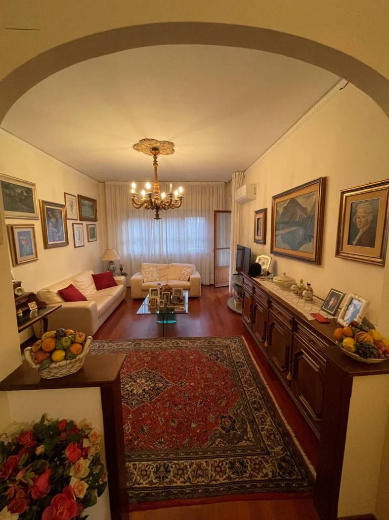 Quadrilocale via Brenta, Capostrada, Pistoia